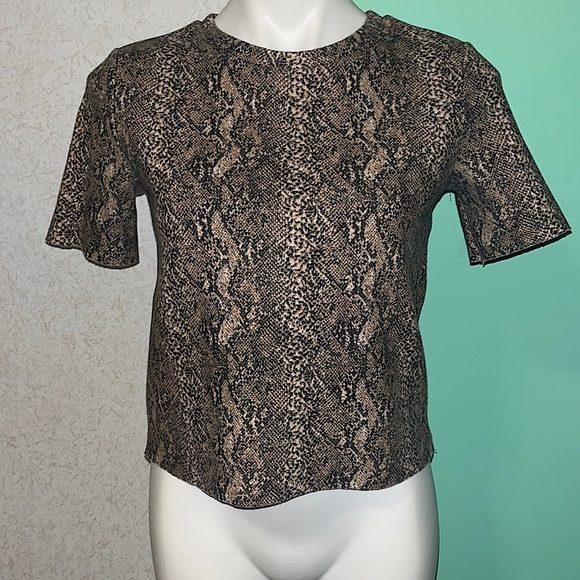 Zara | Tops | Thick Zara Cropped Snake Skin Top | Poshmark